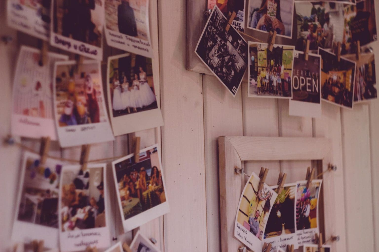 20 Celebration Of Life Photo Display Ideas