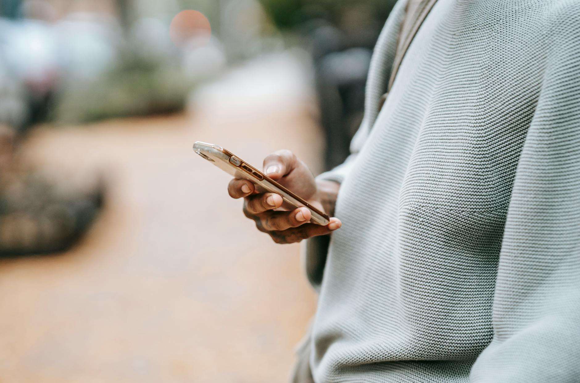 100 Examples of Condolence Text Messages